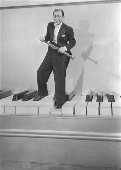 Everything Is Rhythm (1936) - Studiocanal